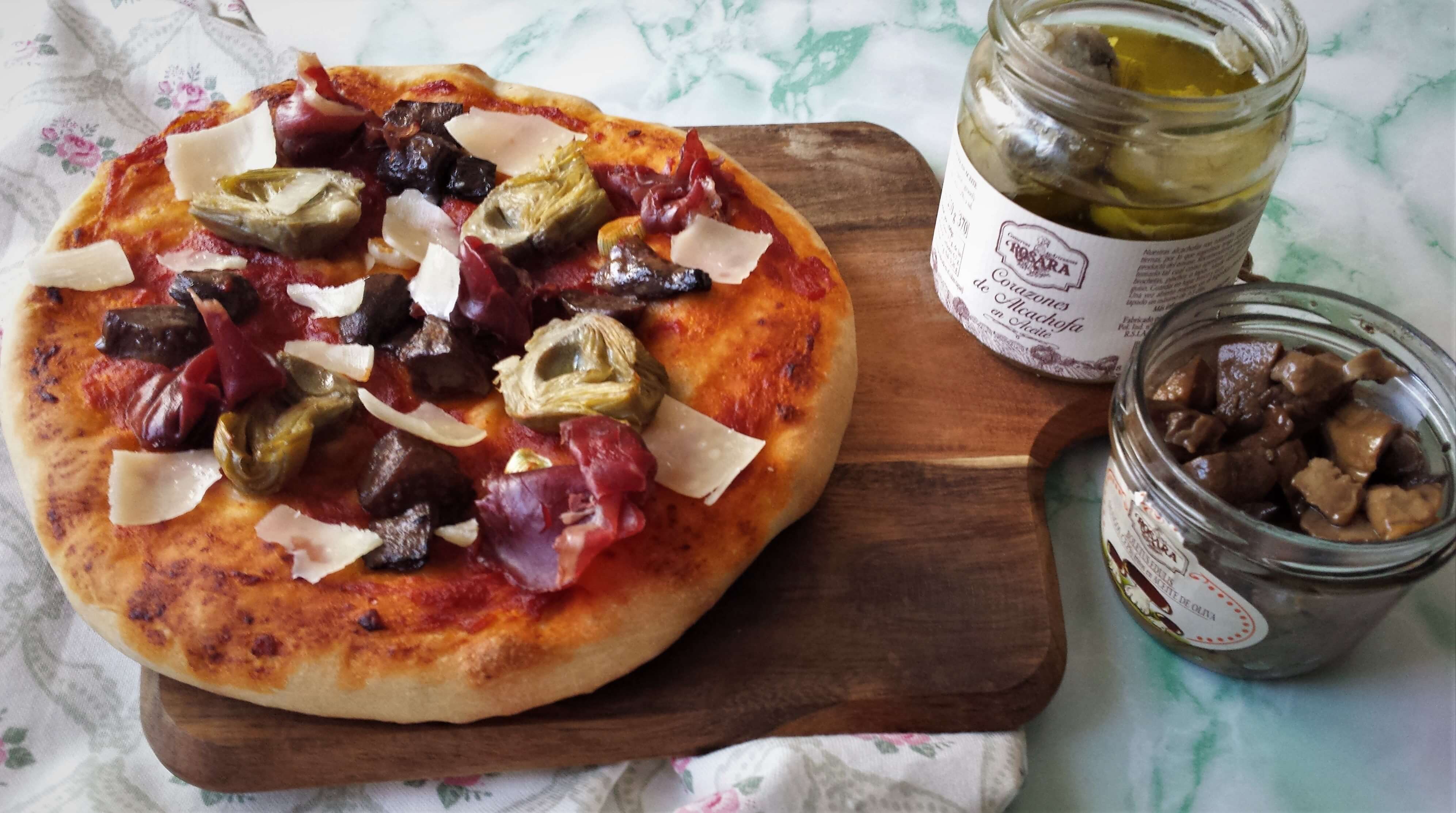 Pizza alcachofas y boletus y conservas - Gourmet Bilbao